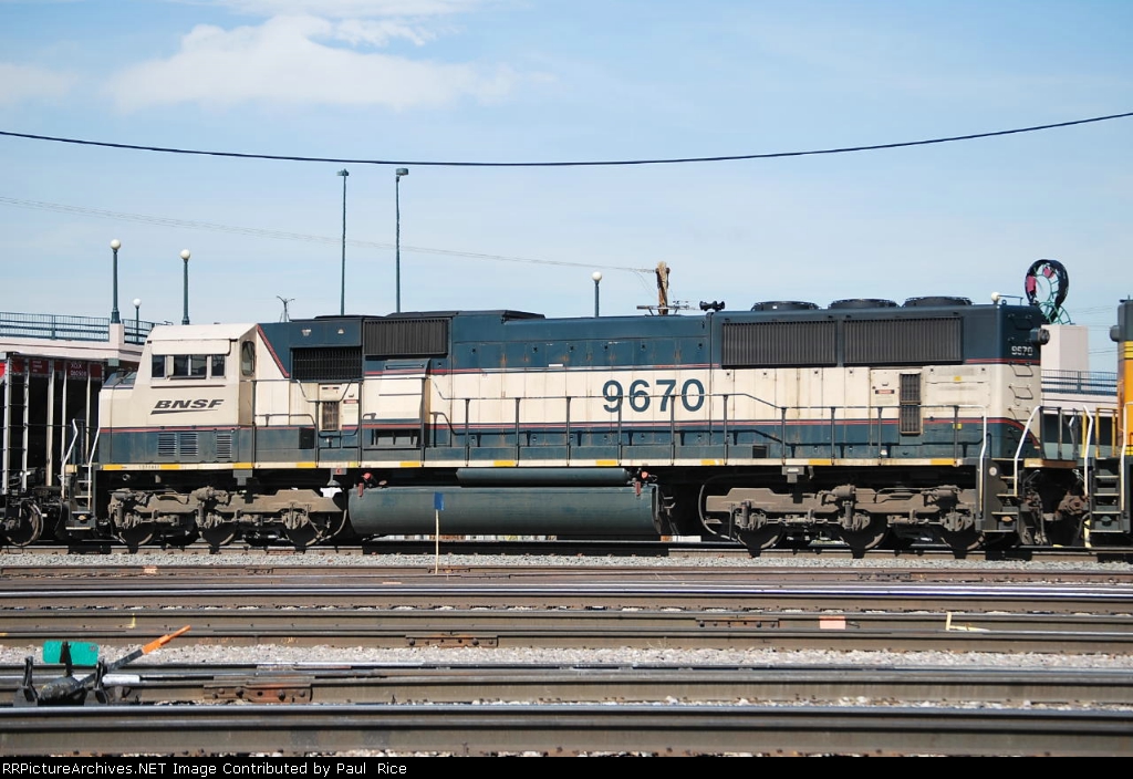 BNSF 9670
